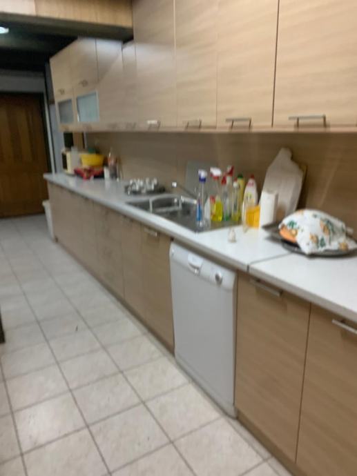 KUĆA ZA ODMOR + SOBE(REST.+SOBE),80 m2 +80 m2 +NATKR. TERASA ...