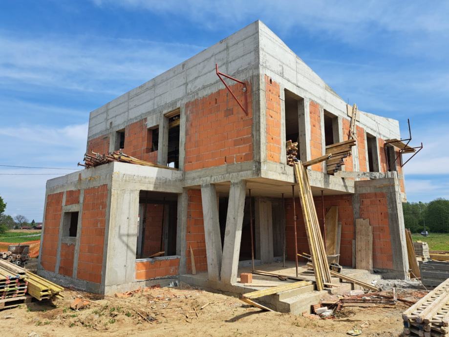 DUPLEX KUĆA STARO ČIČE, 1.750 Eura/m2 (prodaja)