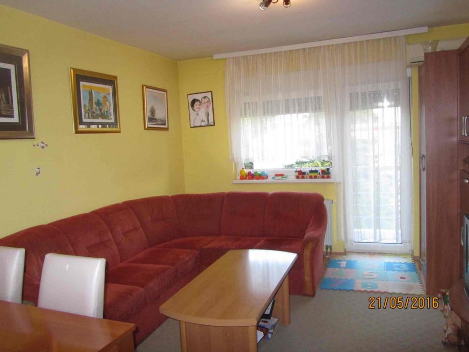 Dvosobni stan 50 m2 - Slavonski Brod - Mali Pariz (prodaja)