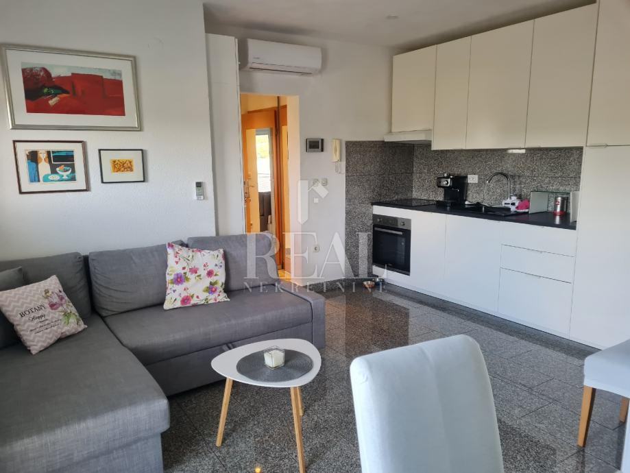 Fažana stan 42m2, 2ss+db, 600m ood plaže ! (prodaja)