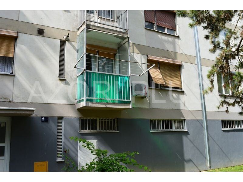 Gajnice-stan 50 m2 na 1. katu (prodaja)