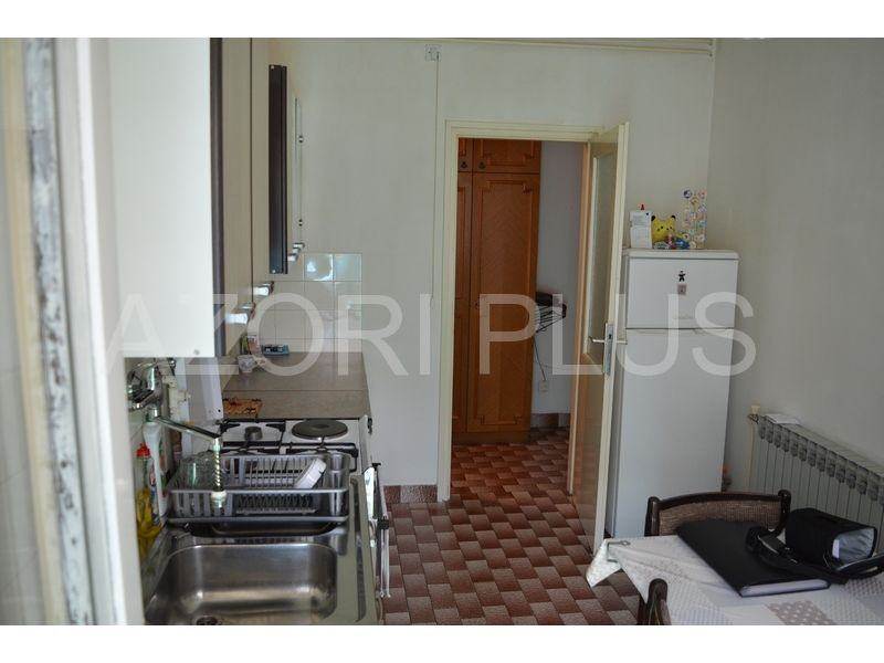 Gajnice-stan 50 m2 na 1. katu (prodaja)