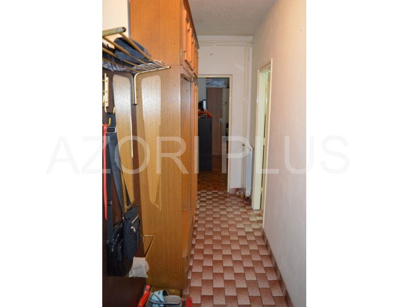 Gajnice-stan 50 m2 na 1. katu (prodaja)