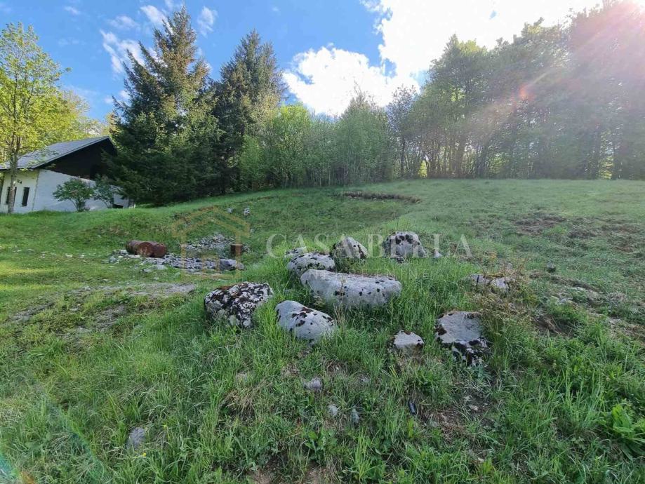 Gerovo građevinski teren 648 m2