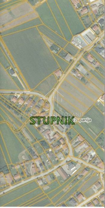 Gornji Stupnik, građevinsko zemljište 1637 m2