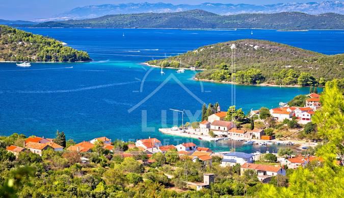 Građevinska parcela pov. 383 m2, Dugi otok (Žman)