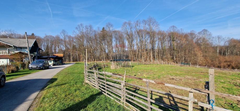 Građevinski teren - 800 m od rijeke Kupe
