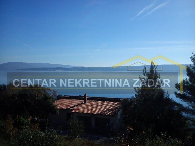 Posedarje, građevinski teren drugi red od mora