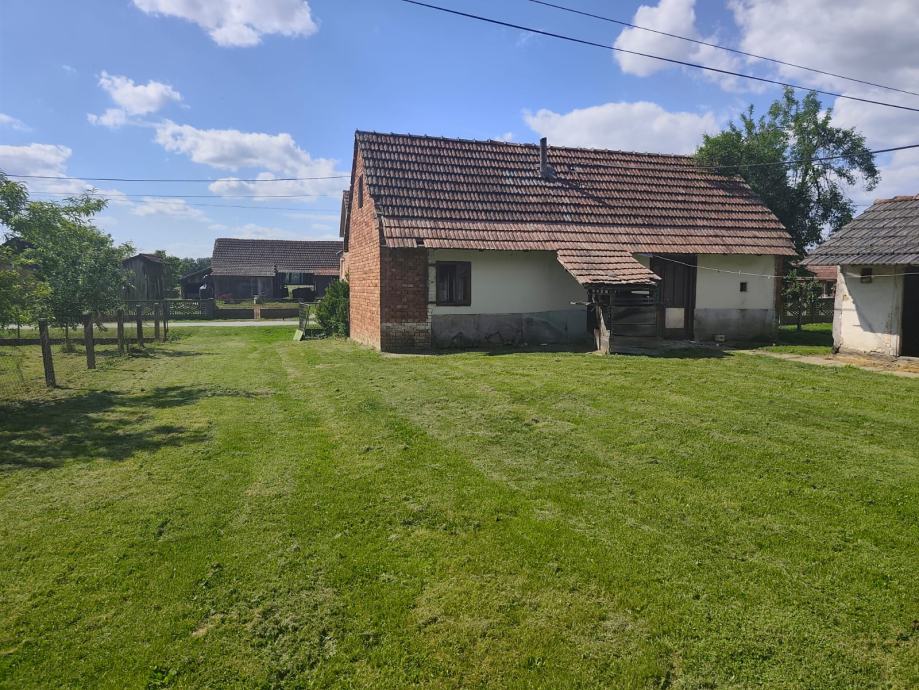 Građevinsko zemljište, Stara Rača, 817 m2