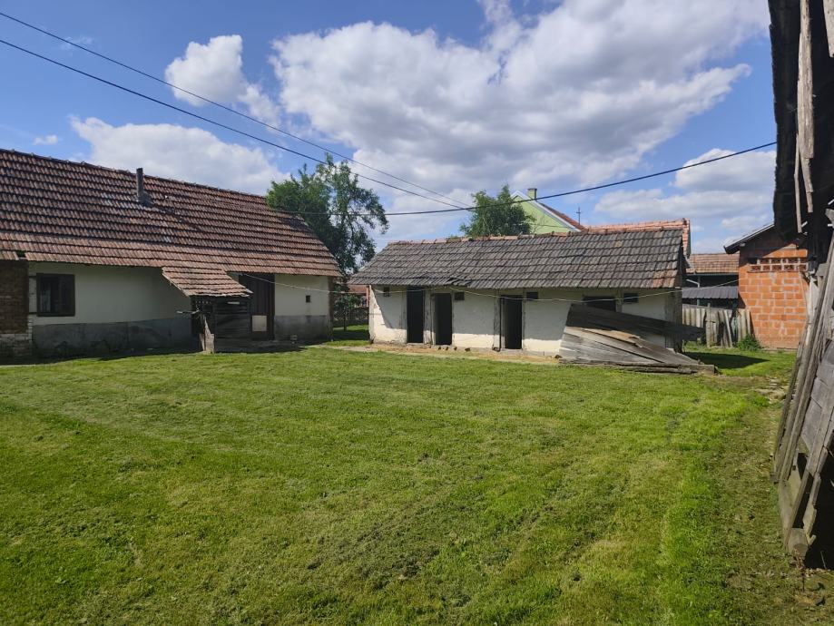 Građevinsko zemljište, Stara Rača, 817 m2