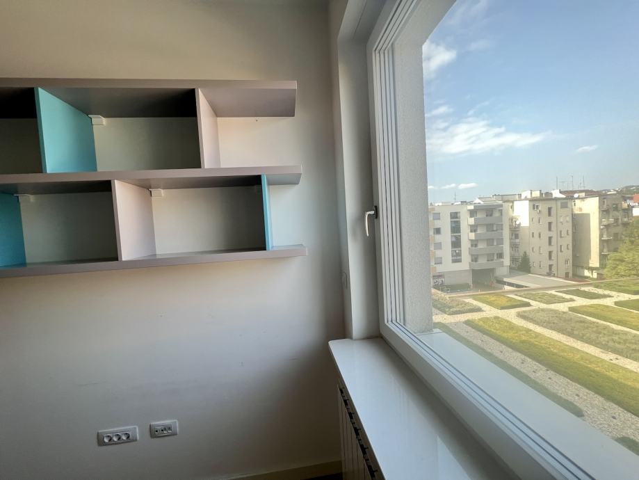 Grada Mainza ; lijep stan sa garažom, VMD gradnja (iznajmljivanje)