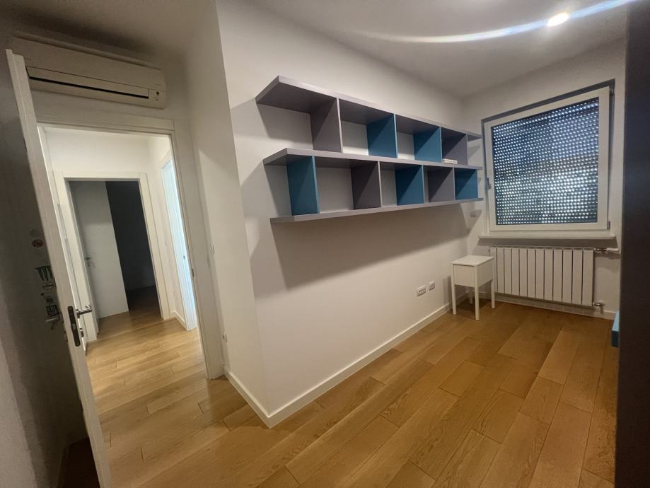 Grada Mainza ; lijep stan sa garažom, VMD gradnja (iznajmljivanje)