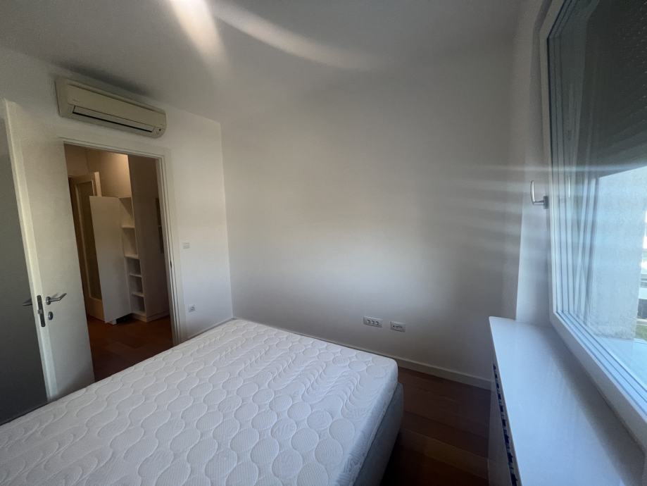 Grada Mainza ; lijep stan sa garažom, VMD gradnja (iznajmljivanje)