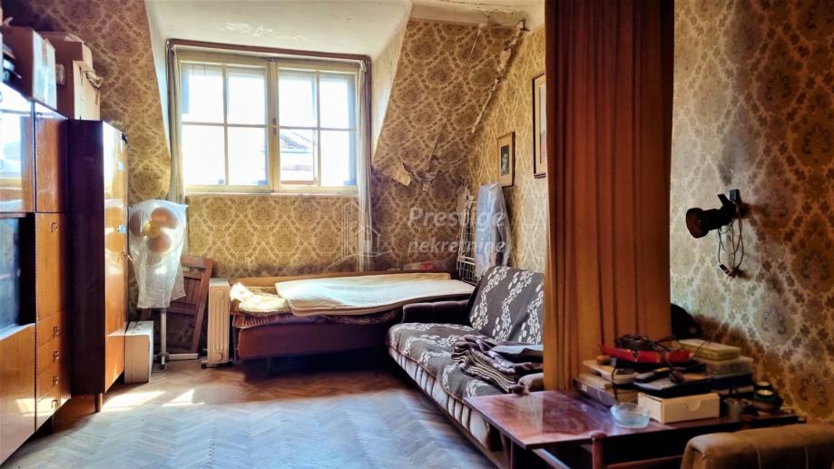 Hebrangova, stan 35 m2 (prodaja)