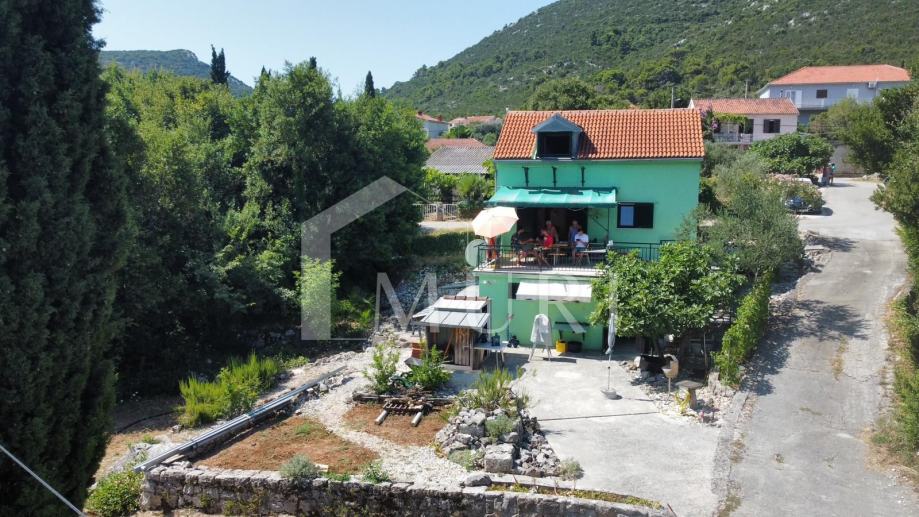 HODILJE, PELJEŠAC- kuća 75m2 (prodaja)