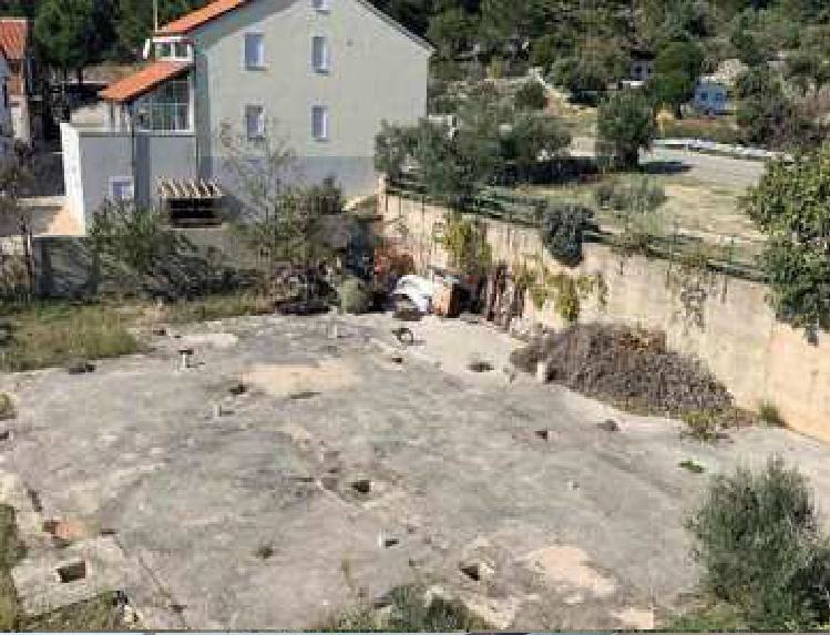 Hotel, restoran, wellness i građevinsko zemljište: Martinšćica (prodaja)