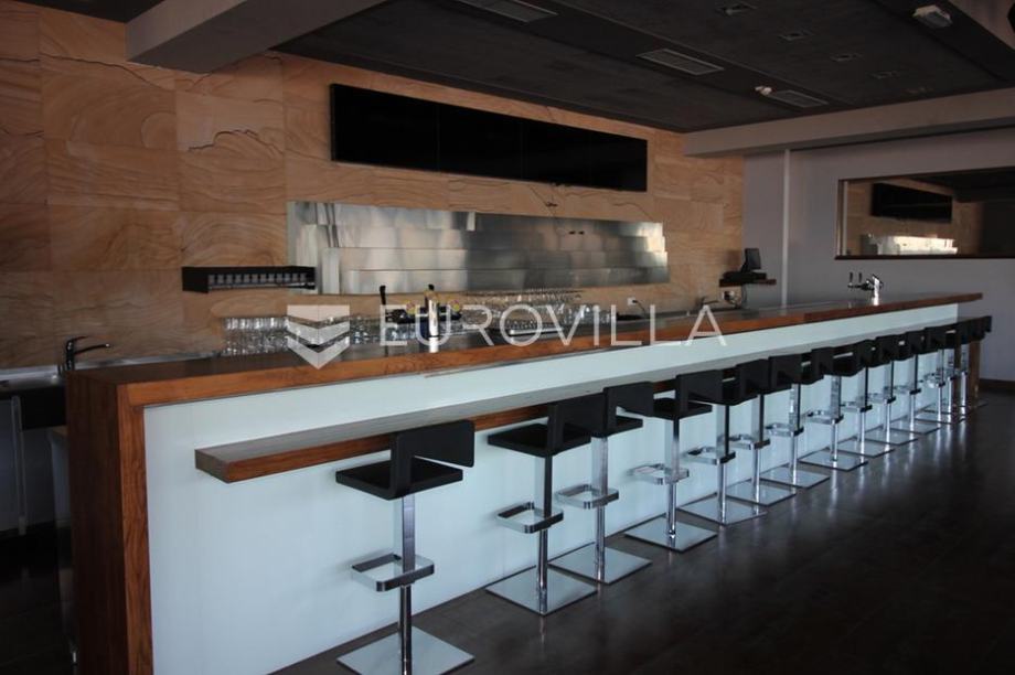 Hvar, Stari Grad, ugostiteljski poslovni prostor (prodaja)