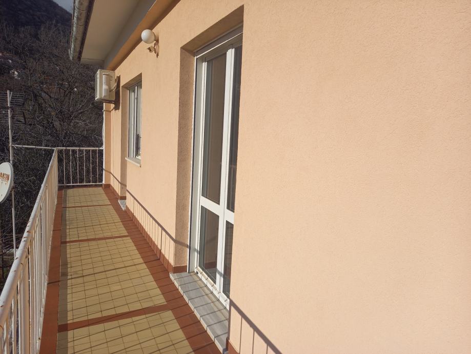 INTERESANTAN OBJEKAT ZA APARTHOTEL, 200M DO PLAŽE (prodaja)