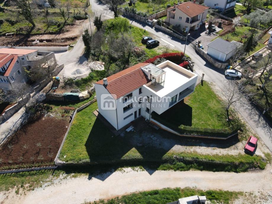 Istra, Baderna, 379.13m2, samostojeća moderna vila (prodaja)