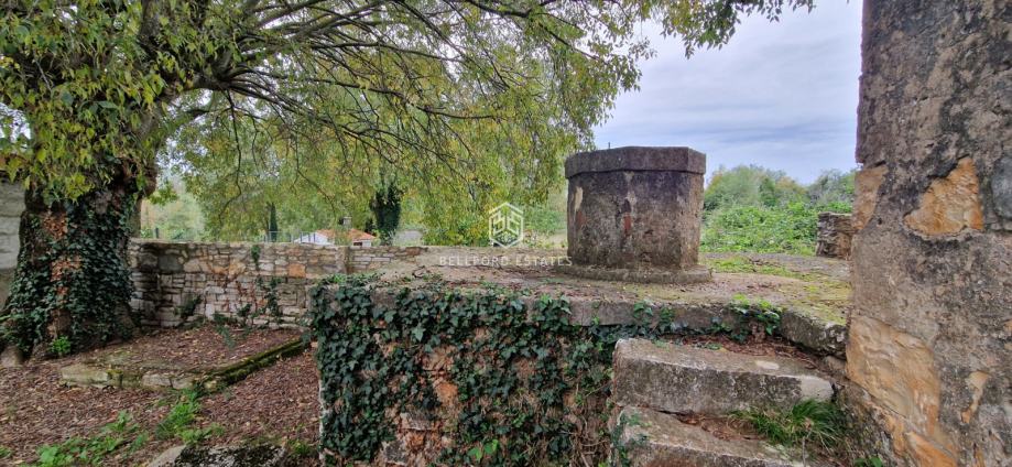 Istra, Baderna, samostojeća kuća + pomoćni objekt 150m2 (prodaja)