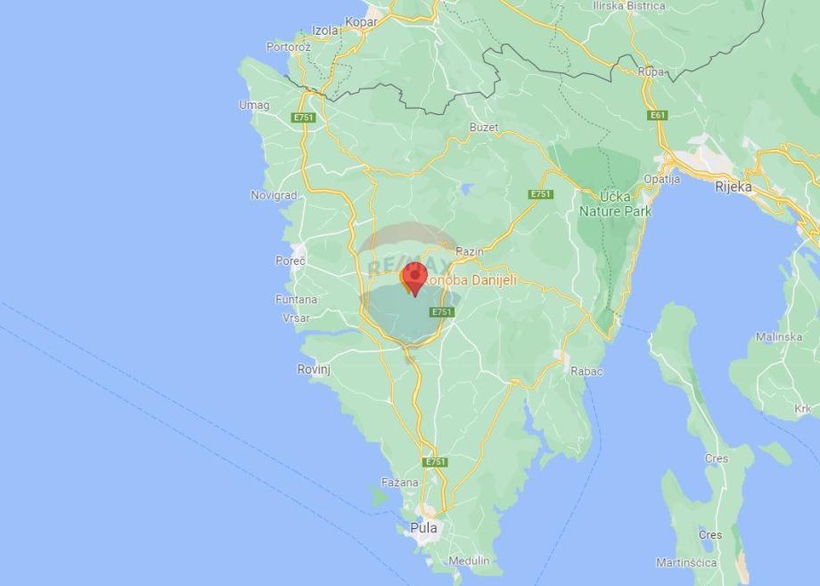 Istra - Kringa - Zemljište s građevinskom dozvolom 560 m2