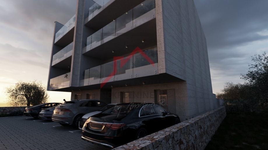 Istra, Poreč - Elegantni stan na prvom katu s terasom i pogledom (prodaja)