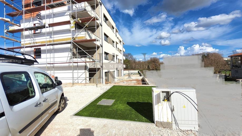 ISTRA - POREČ, STAN 65,71m2 - JUG, NOVOGRADNJA (prodaja)