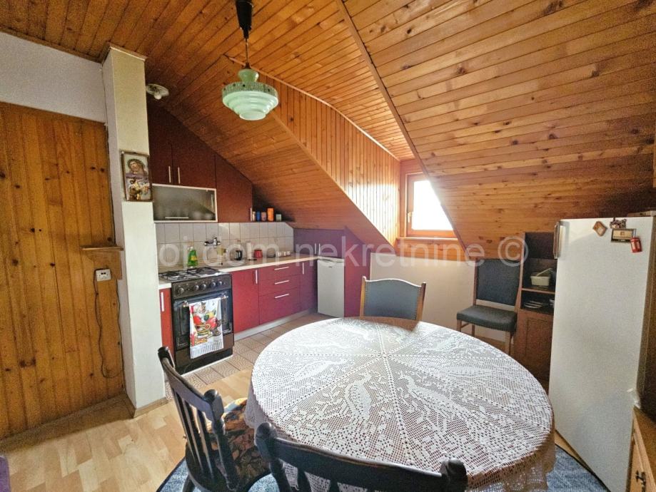 Ivanja Reka, 2 stana s vrtom, 124m2 (prodaja)