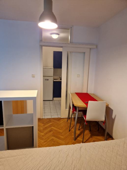 iznajmljivanje stana (iznajmljivanje)