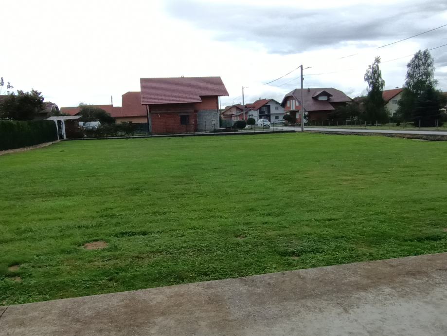 Jako dobra lokacija!!! Građ zemljište - Dugo Selo - Kopčevec - 1122 m2