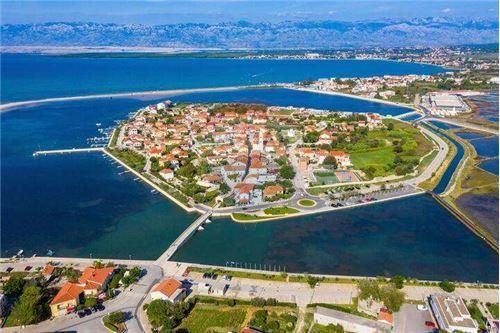 Jednosoban stan na 1. katu, 100 m od mora - (S7) (prodaja)