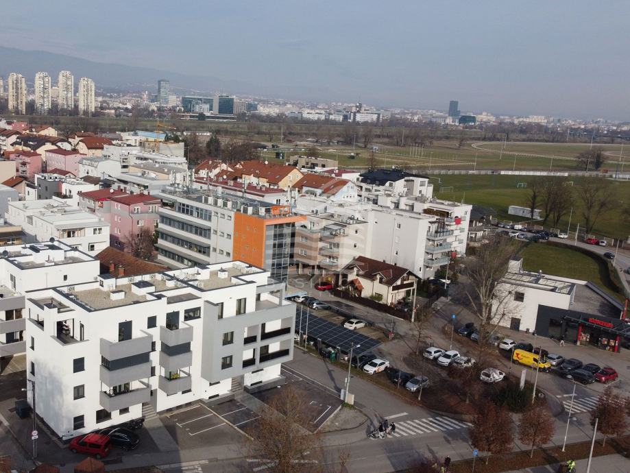 Kajzerica, novogradnja, useljiv 3s stan (prodaja)