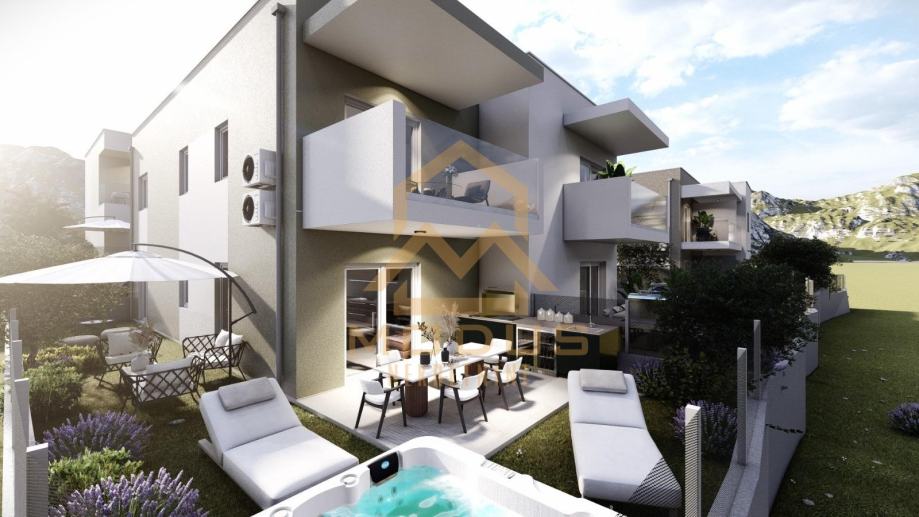 Kaštel Sućurac/ Dvosoban stan na prvom katu (prodaja)