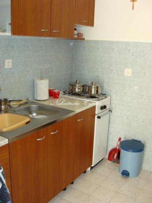 UPRAVO SNIŽENO:Katnica 92 m2 sa dva apartmana!!! (prodaja)