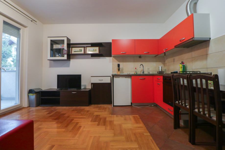 KLARA, 2-SOBAN STAN S VPM ***BEZ PROVIZIJE!!!*** (iznajmljivanje)