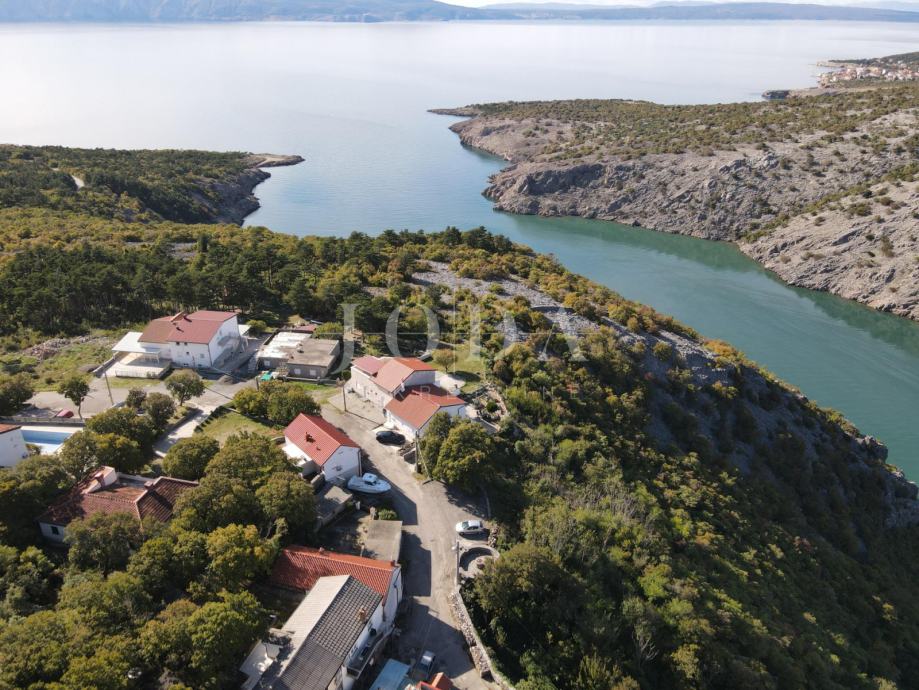 Klenovica kuća sa tri jedinice (prodaja)