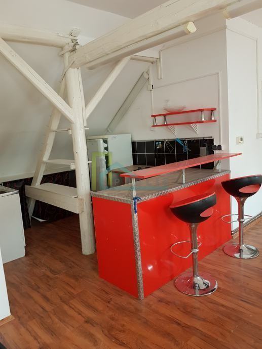 KNEŽIJA 109 m2 (lijep i prostran 3soban stan + parking) (iznajmljivanje)