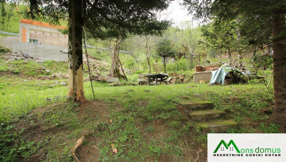 Uz korito rijeke Kupe