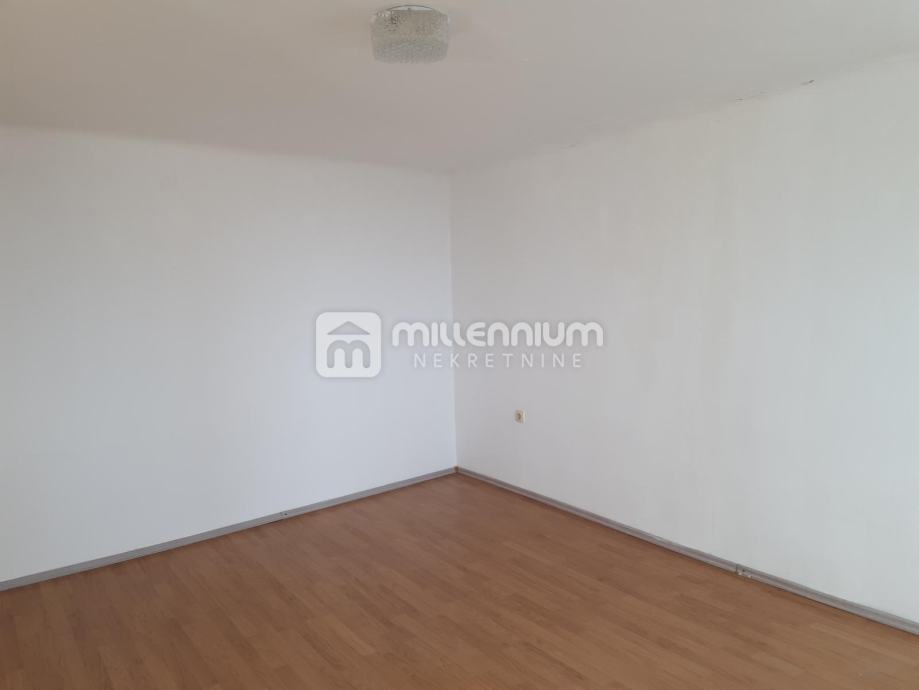 Kostrena, dvojna kamena starina, 142m2 (prodaja)