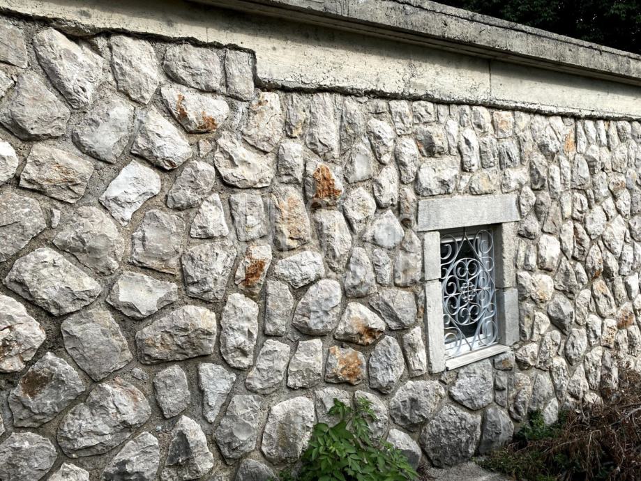 KOSTRENA , primorska kuća (prodaja)