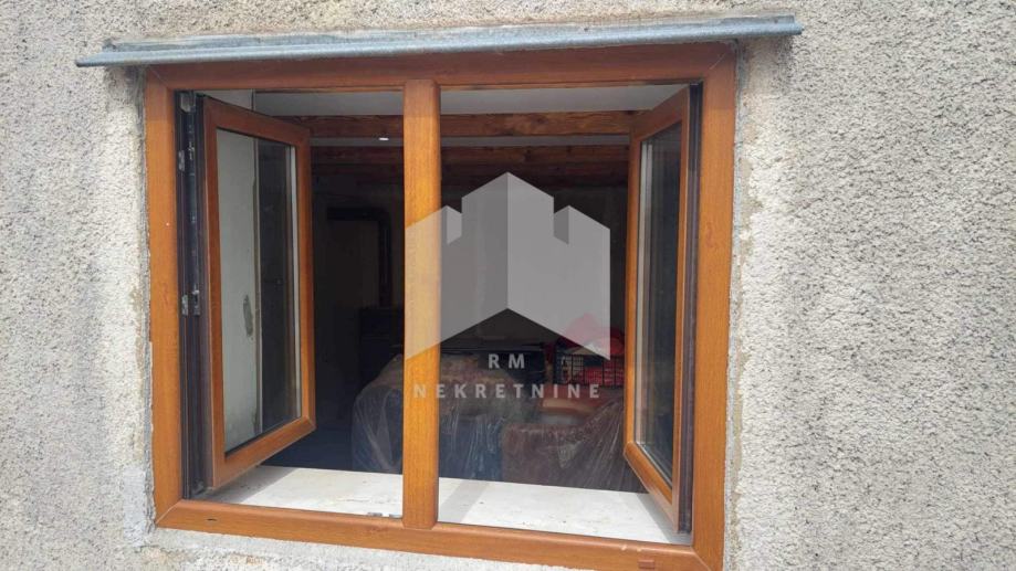 Krivi put, Senj, kuća (prodaja)