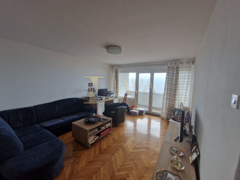 KRNJEVO, 2SKL S BALKONOM, POGLED NA MORE, 67 M2! (prodaja)