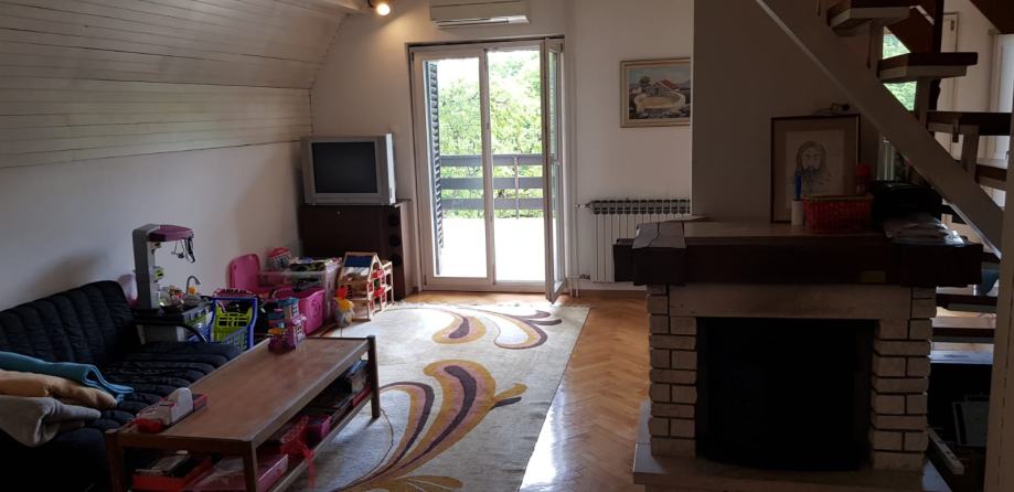 Kuća - 124,00 m2 - zemljište 1198m2 - Zagreb, Gornja Dubrava, Dankovec ...