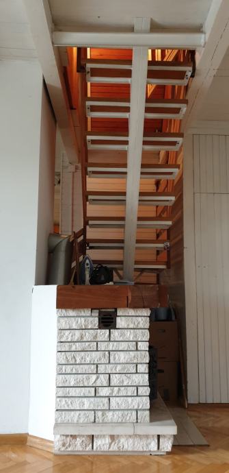 Kuća - 124,00 m2 - zemljište 1198m2 - Zagreb, Gornja Dubrava, Dankovec ...