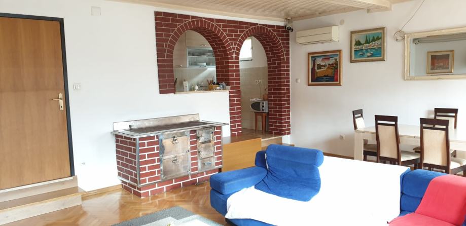 Kuća - 124,00 m2 - zemljište 1198m2 - Zagreb, Gornja Dubrava, Dankovec ...