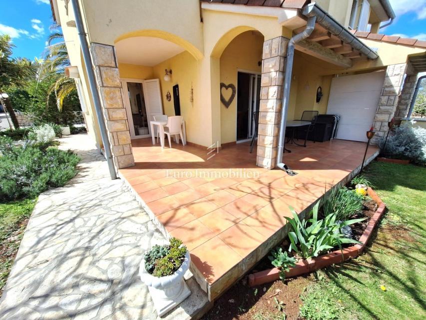 Kuća 200 metara od mora, Malinska! (prodaja)