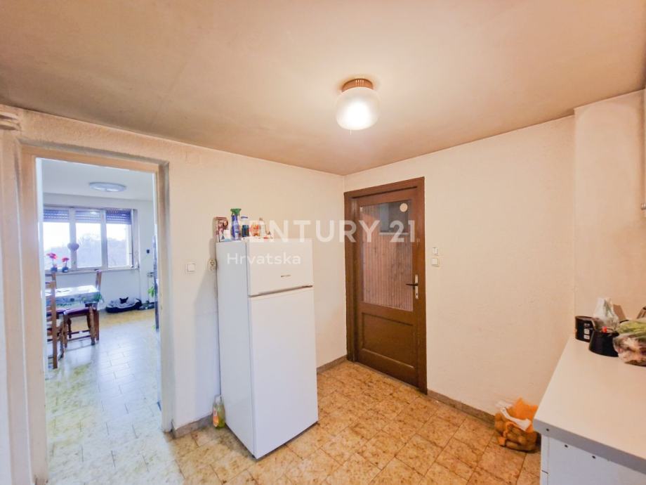 KUĆA S 3 KONOBE - OPATIJA, OKOLICA - PRODAJA (prodaja)