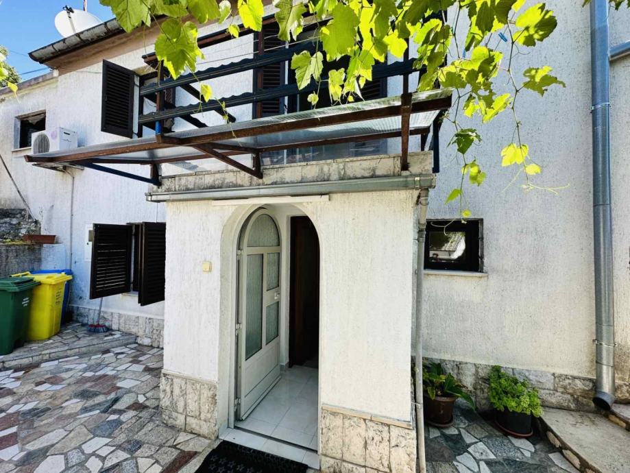 Kuća 48m2,Rijeka (prodaja)