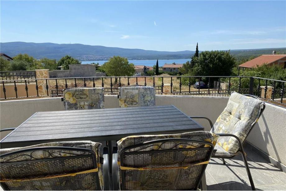 KUĆA S BAZENOM - POGLED MORE- NOVIGRAD (PRIDRAGA) (prodaja)