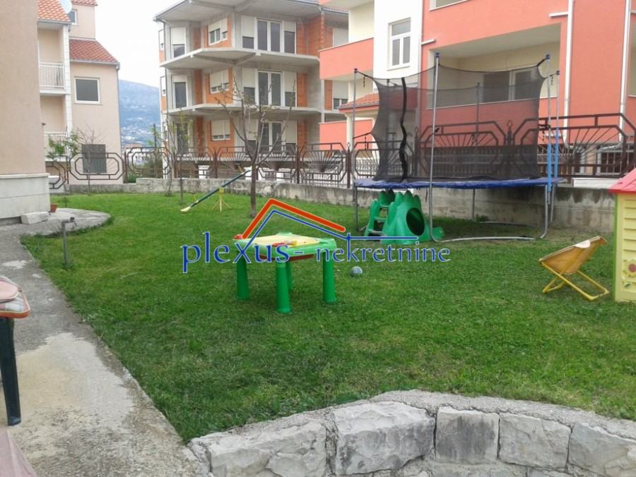 Kuća: SPLIT, BILICE 450 m2 (prodaja)